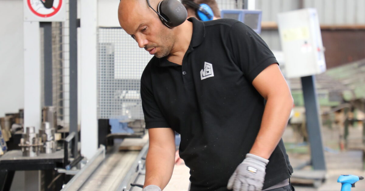 OPERATOR verfmachine | Hout - Bois van Steenberge