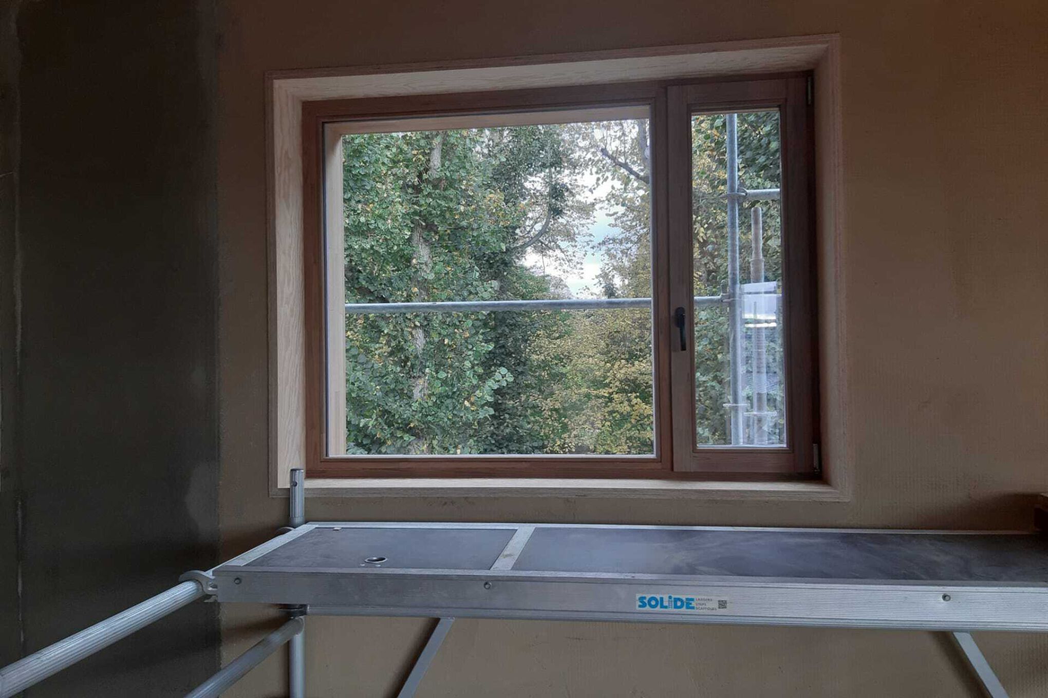 VZ Wooninrichting (Waanrode) - FINTI | Hout - Bois van Steenberge